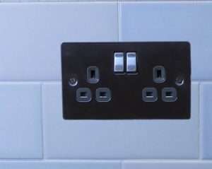 How To Tile Around A Socket or Light Switch - Walls and Floors