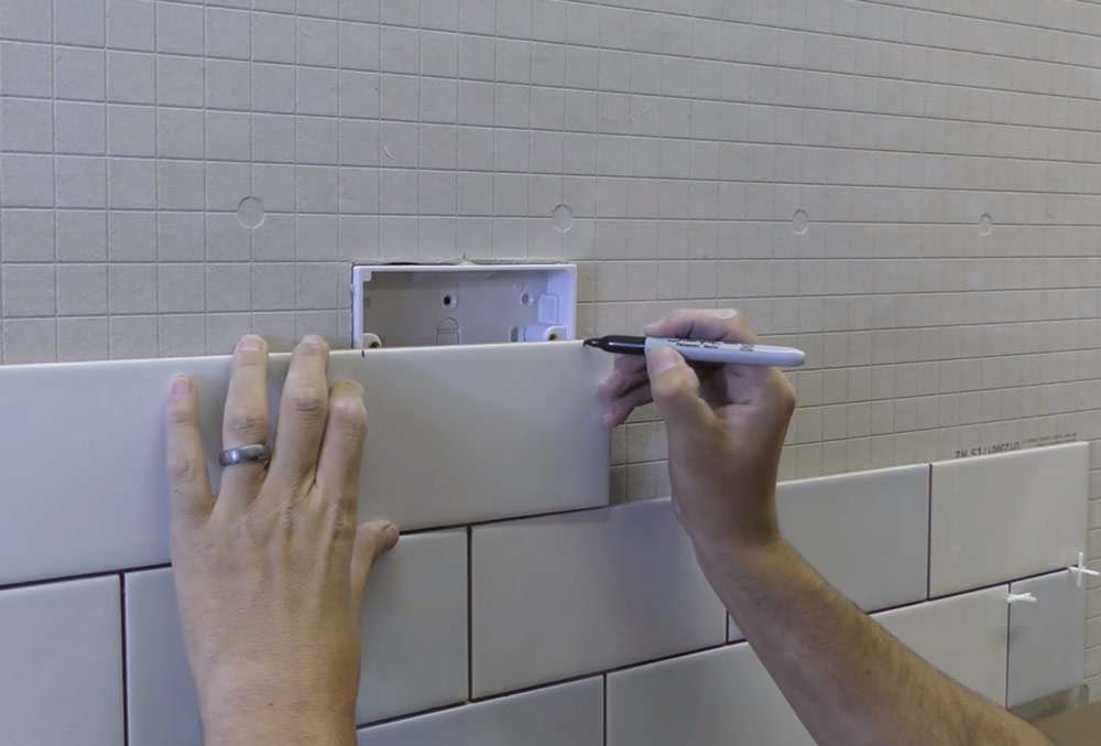How To Tile Around A Socket or Light Switch - Walls and Floors
