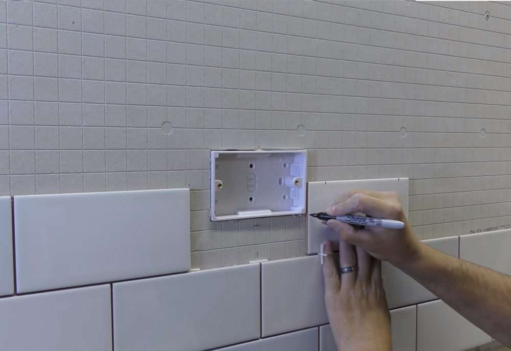 How To Tile Around A Socket or Light Switch - Walls and Floors