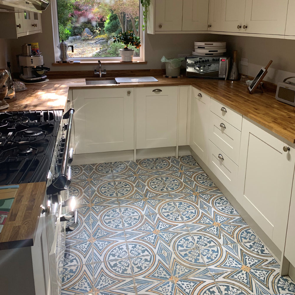 Nicola Created A Patterned Kitchen Floor with Gambol tiles - Walls and ...