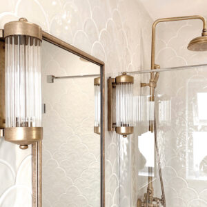 Laura Used Our Achilles Snow Tiles to Create a Glossy Look in Her ...