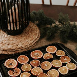 How To: Make Fruit-Hanging Christmas Decorations - Walls and Floors